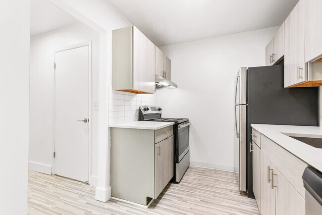 Edge at Novi - Novi, MI - Apartments in Novi, MI | Apartments.com