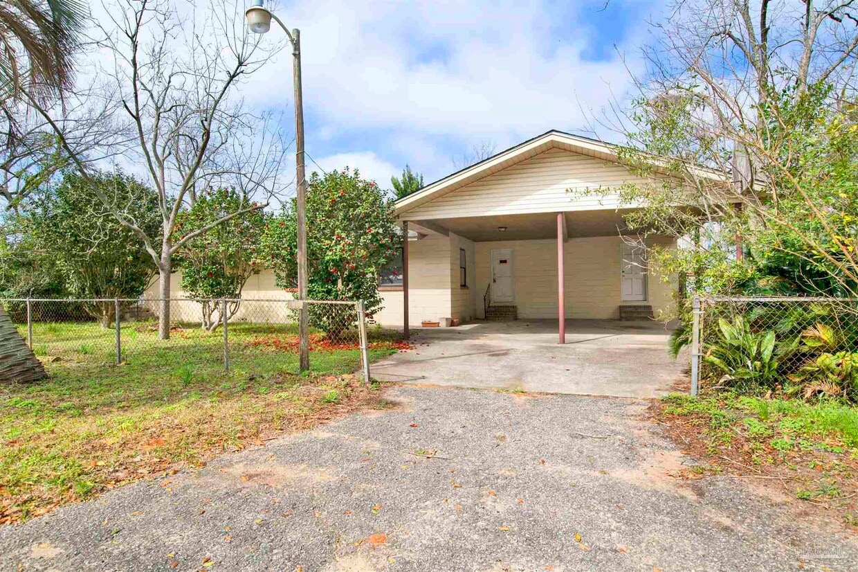 2802 W Gonzalez St, Pensacola, FL 32505 - House Rental in Pensacola, FL ...