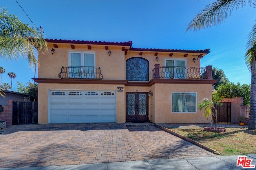 12952 Calvert St, Los Angeles, CA 91401 | Apartments.com