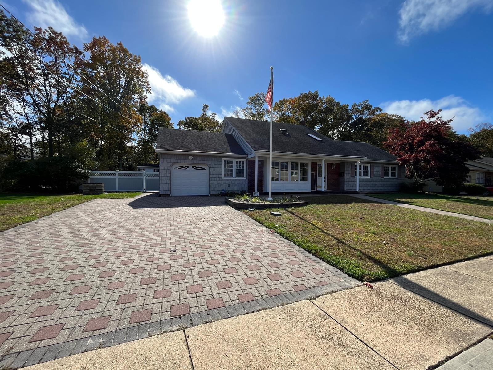 23 Meadowbrook Dr, Howell Township, NJ 07731 - House Rental in Howell ...