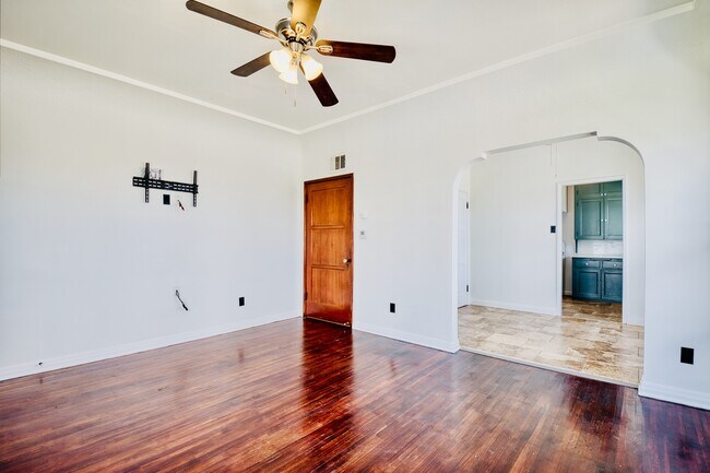 6000 Northside Dr Unit 6000, East Los Angeles, CA 90022 - 6000 ...