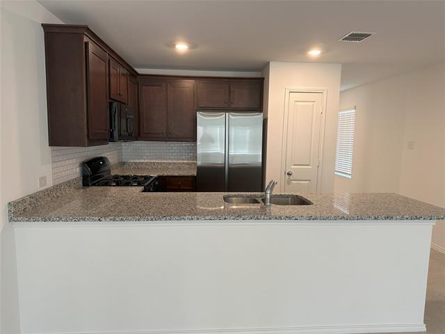 14160 Danesdale Dr, Pilot Point, TX 76258 - House Rental in Pilot Point ...