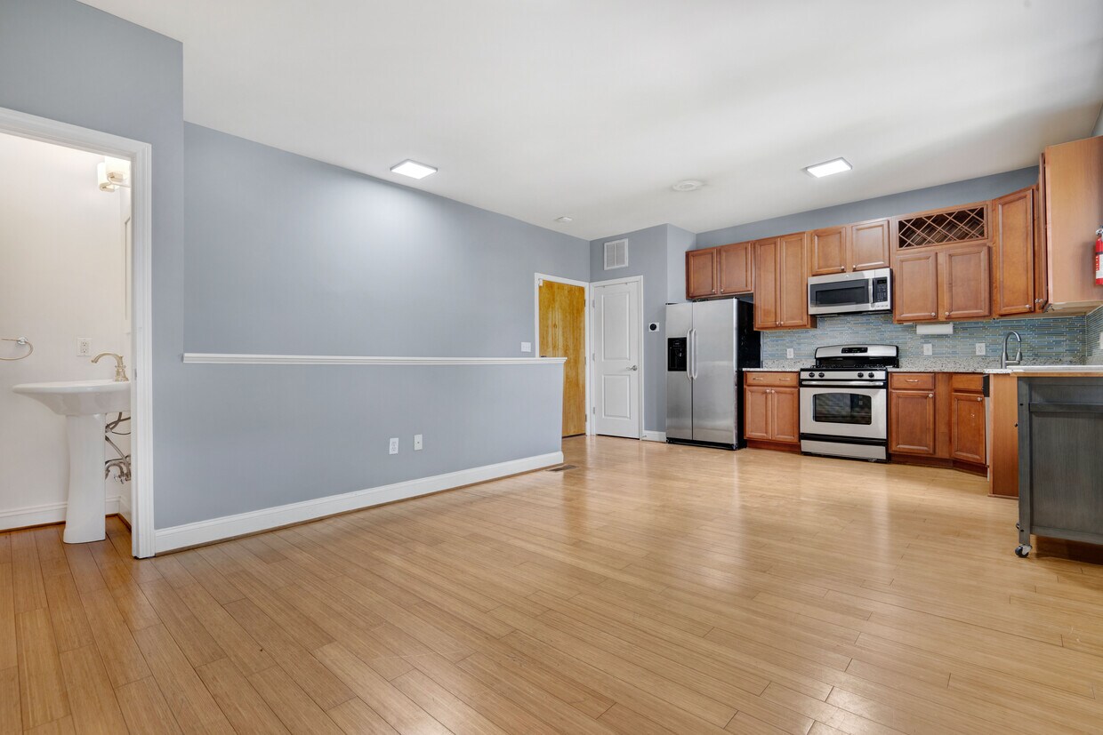 3318 Sherman Ave NW Unit #106, Washington, DC 20010 - Condo for Rent in ...