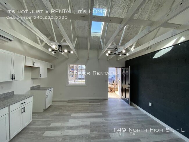 149 N High St Unit L, Harrisonburg, VA 22802 - Room for Rent in ...