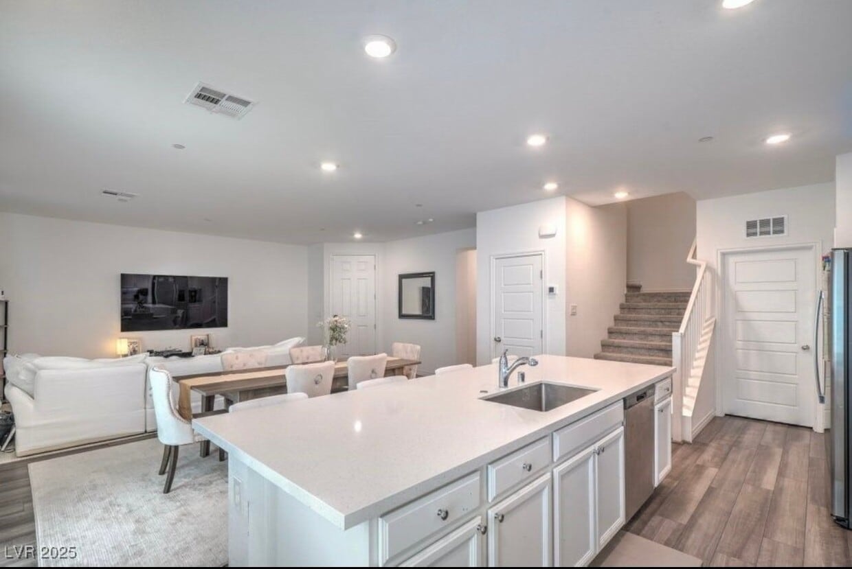 7318 N Decatur Blvd, Las Vegas, NV 89131 | Apartments.com