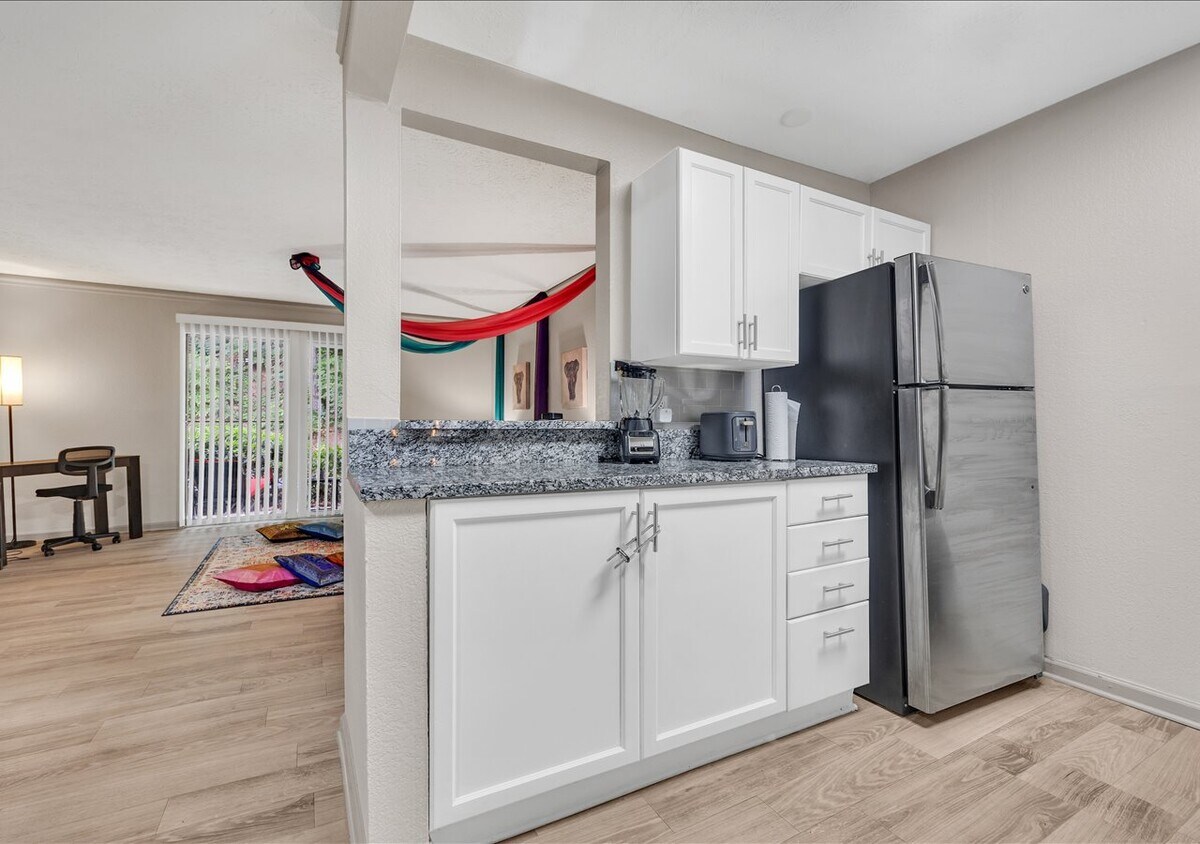 2713 S Lincoln Trace Ave, Smyrna, GA 30080 - House Rental in Smyrna, GA | Apartments.com