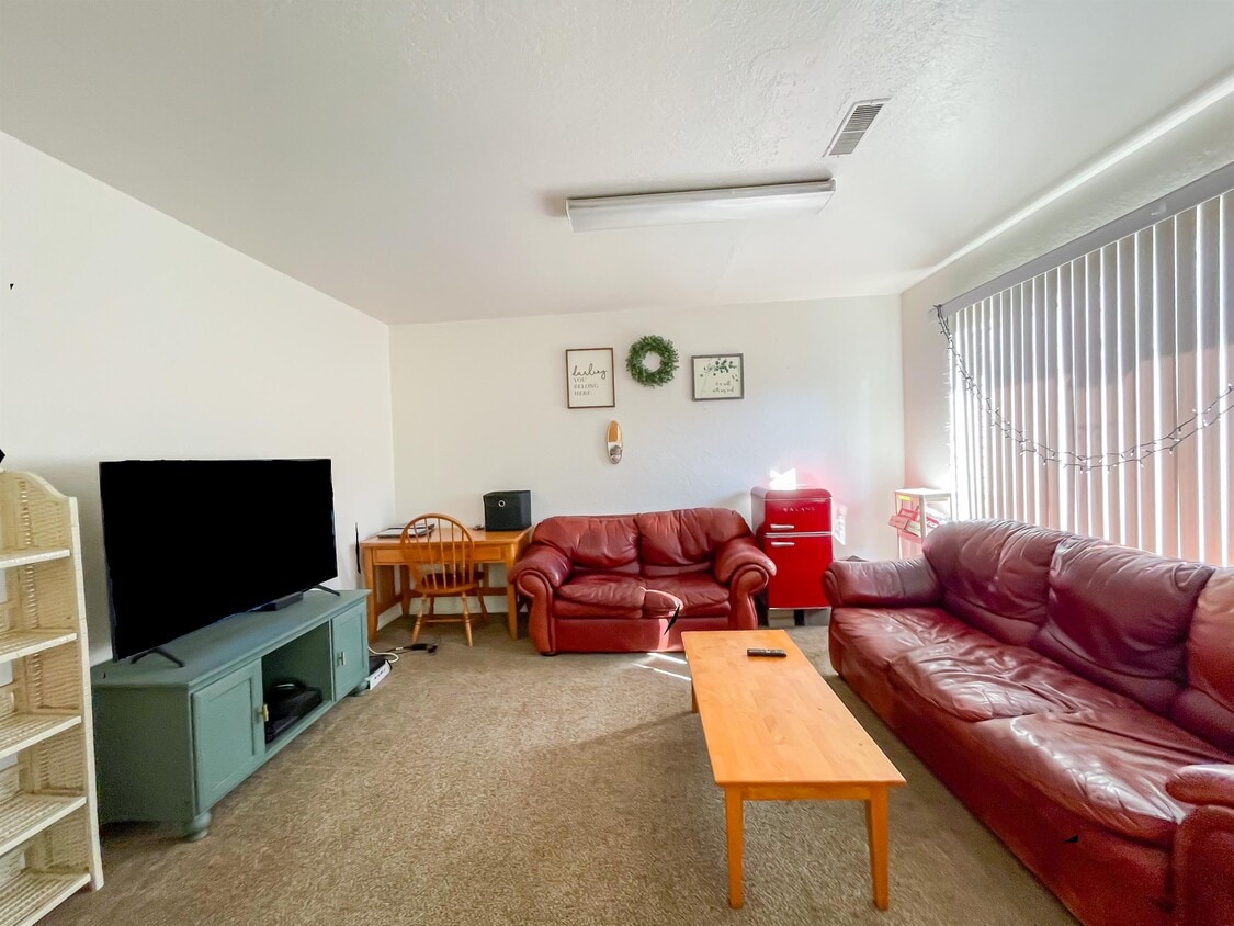 830 N 100 W St, Provo, UT 84604 - Townhome Rentals in Provo UT ...