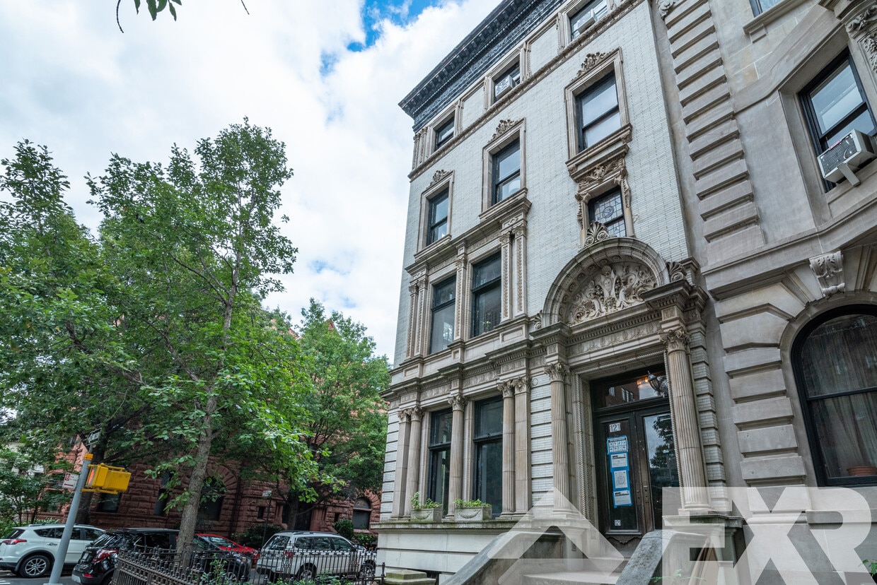 121 8th Ave Unit 3R, Brooklyn, NY 11215 | Apartments.com