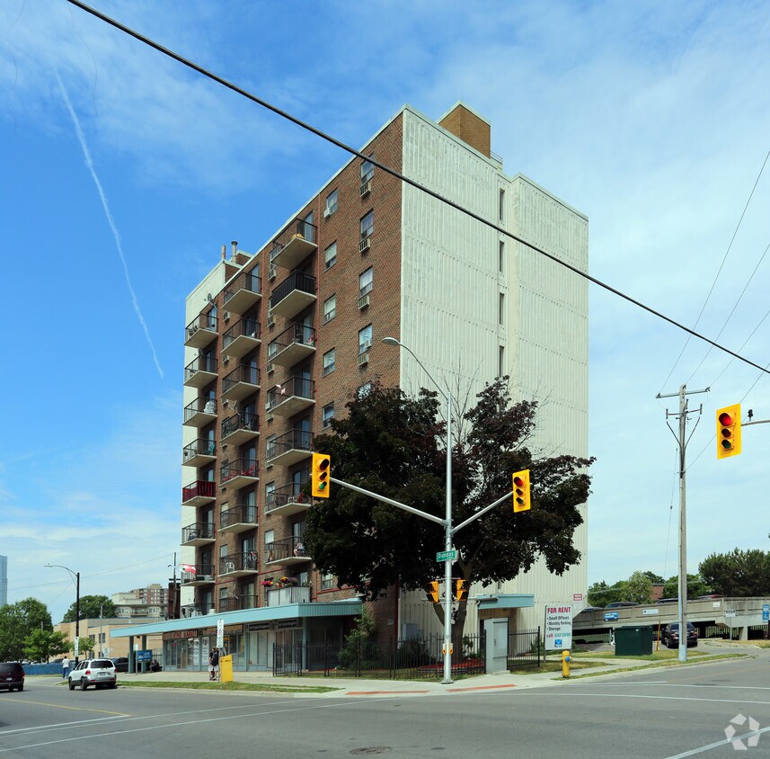 Dundas Apartments Apartments - 470 Dundas St London, ON | Apartments.com