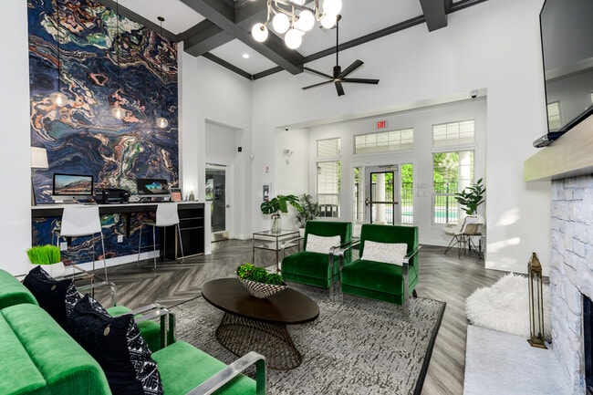 Apartments for Rent under $1,500 in Line Creek Meadows, Kansas City ...