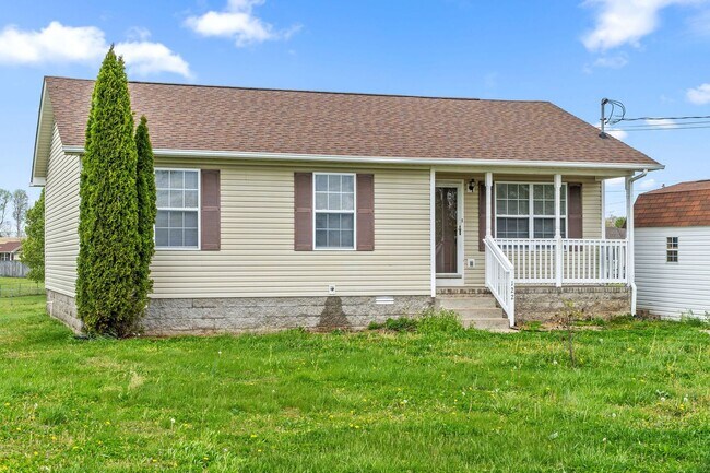 122 Gleaves Ln, Oak Grove, KY 42262 - House Rental in Oak Grove, KY | Apartments.com