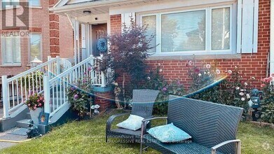 Danforth Village-East York Appartements en dessous C$2,000 in Toronto ...