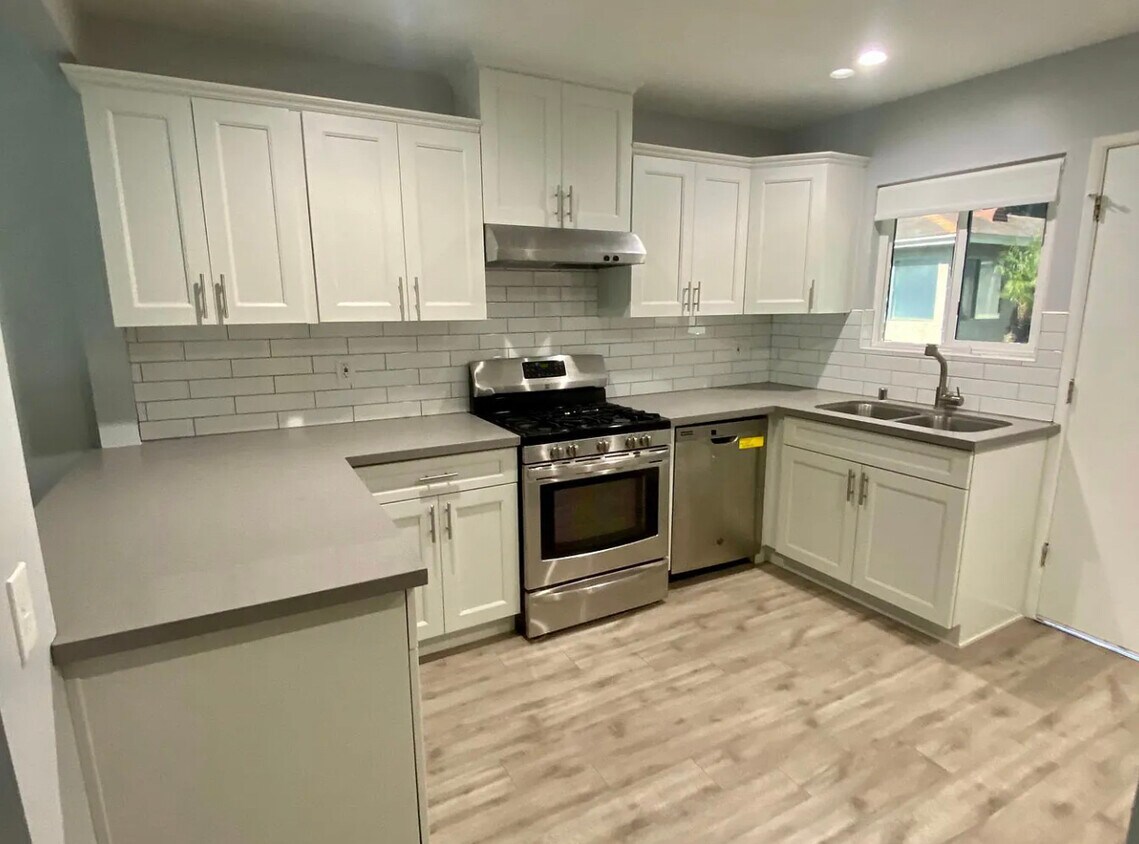 456 E 234th Walk, Carson, CA 90745 - 456 E 234th Walk Carson, CA 90745 ...