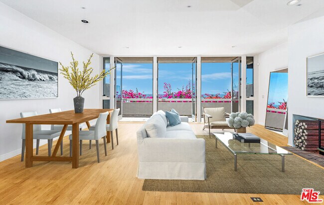 27400 E Pacific Coast Hwy Unit 102, Malibu, CA 90265 - Room for Rent in ...