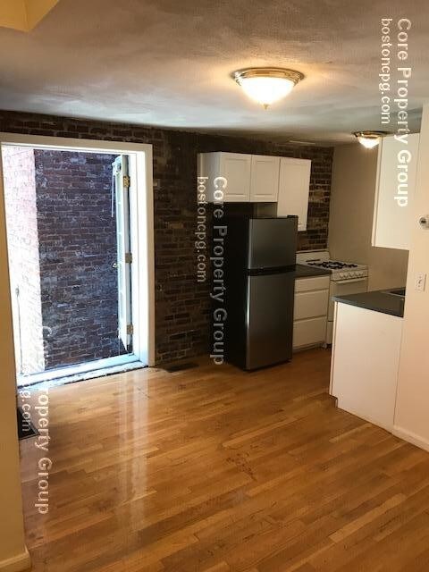 40 Clark St, Boston, MA 02109 - House Rental in Boston, MA | Apartments.com