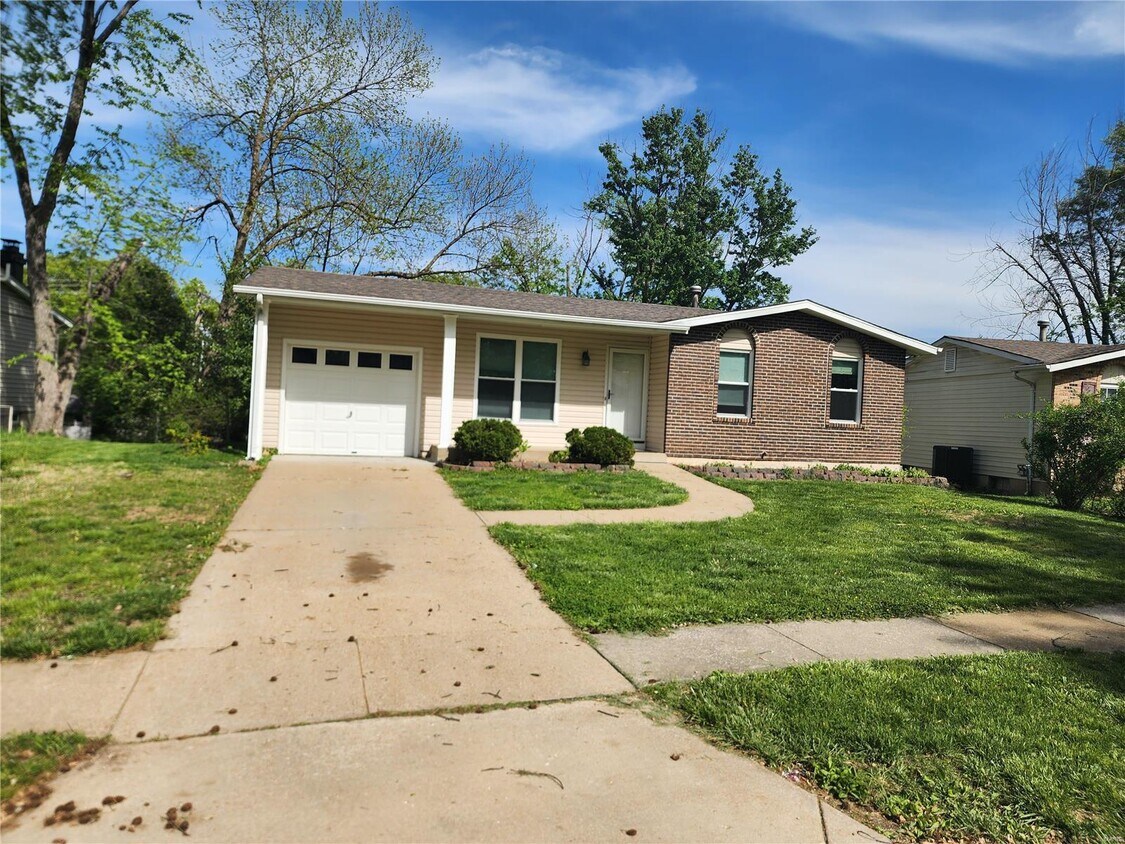 1529 Codorniz Ln, Fenton, MO 63026 - House Rental in Fenton, MO | Apartments.com