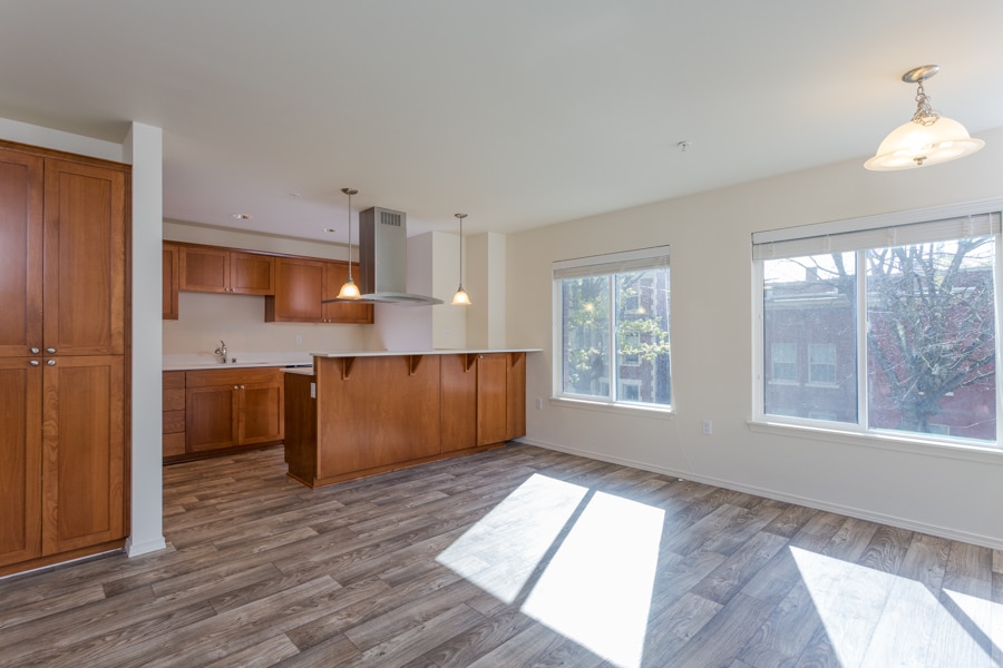Elliott Bayview - 151 John St Seattle, WA 98109 | Apartments.com