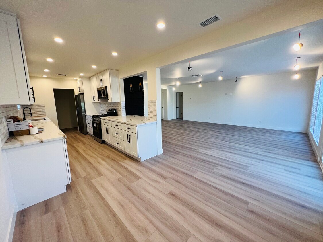 6863 Claire Ave, Reseda, CA 91335 - House Rental in Reseda, CA ...