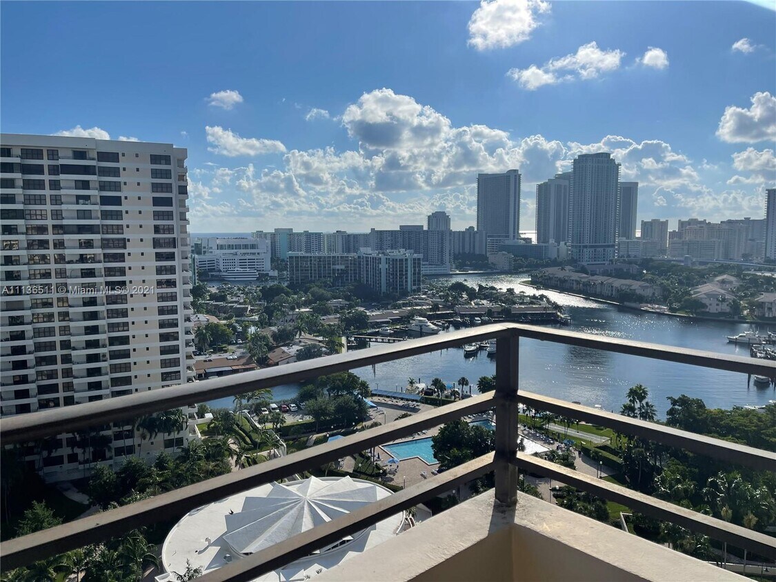 600 Three Islands Boulevard Hallandale Beach, FL 33009 - Alquileres en ...