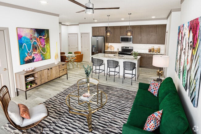 Olde Oaks Apartments for Rent with a Walk-In Closet - Houston, TX ...