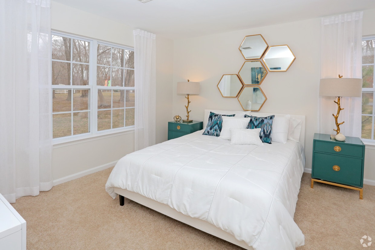 Stonegate - 100 Stonegate Way Middle Island, NY 11953 | Apartments.com