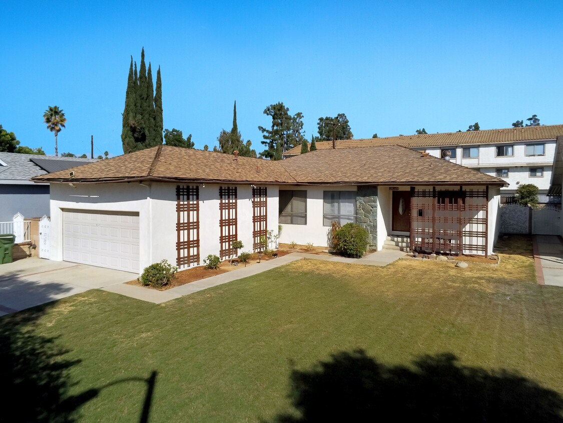 20249 Gault St, Los Angeles, CA 91306 - House Rental in Los Angeles, CA ...