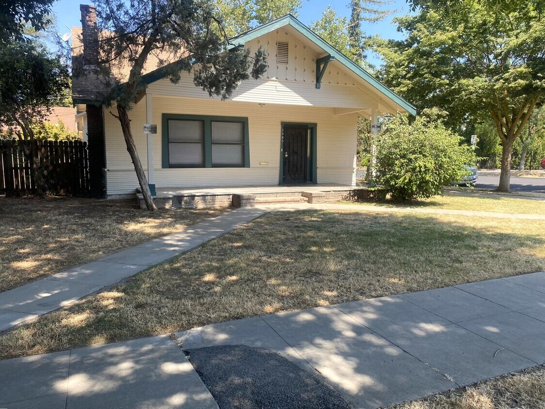 2045 O St, Merced, CA 95340 - House Rental in Merced, CA | Apartments.com