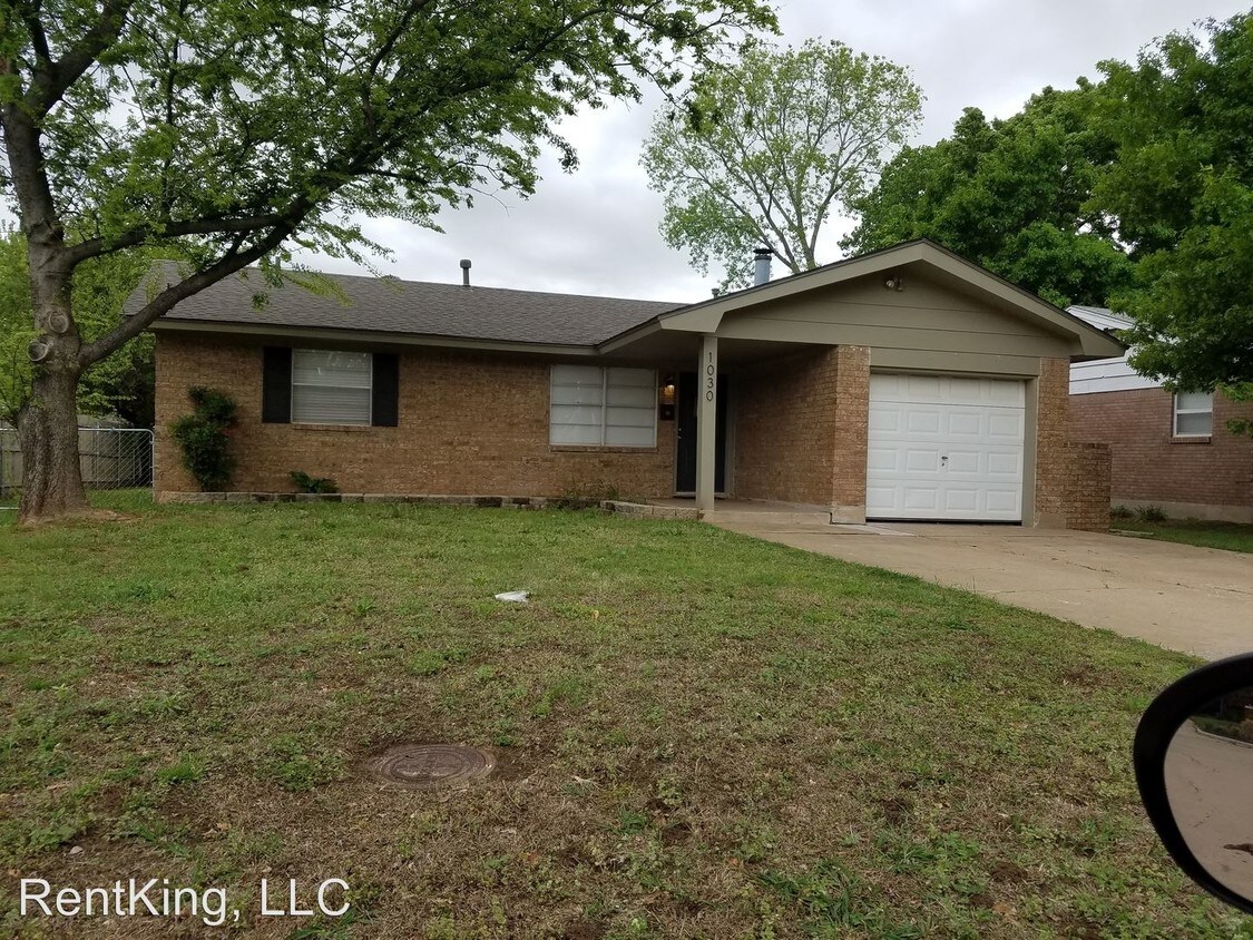 1030 Raleigh Cir, Norman, OK 73071 - House Rental in Norman, OK | Apartments.com