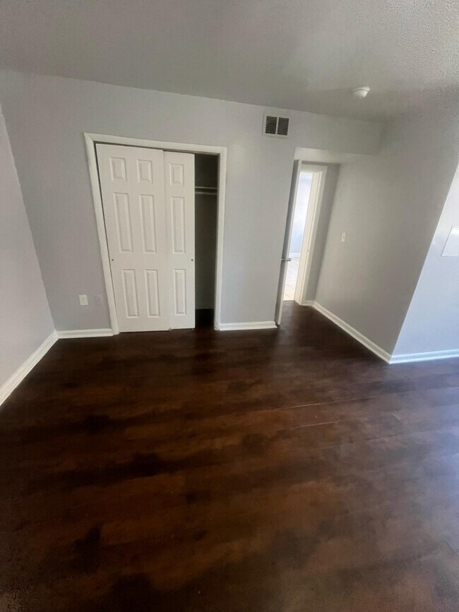 140 N Walnut St Unit 12, East Orange, NJ 07017 - Apartments in East ...