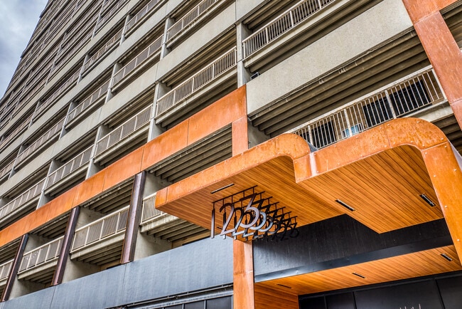 Downtown Commercial Core Calgary Apartments for Rent - Calgary, AB ...