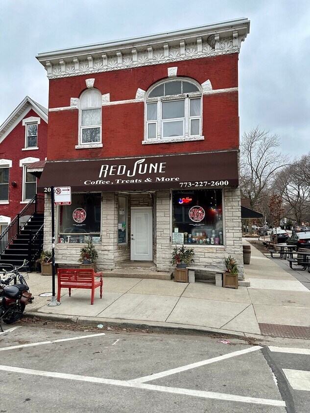 2211 W McLean Ave, Chicago, IL 60647 - House Rental in Chicago, IL ...