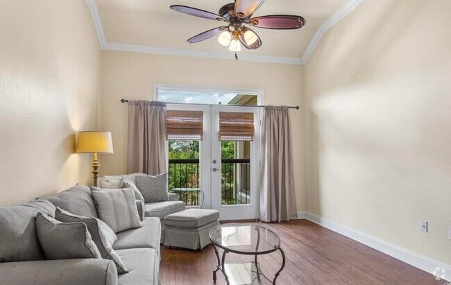 Bocage Lake Apartments for Rent with High Ceilings - Baton Rouge, LA ...