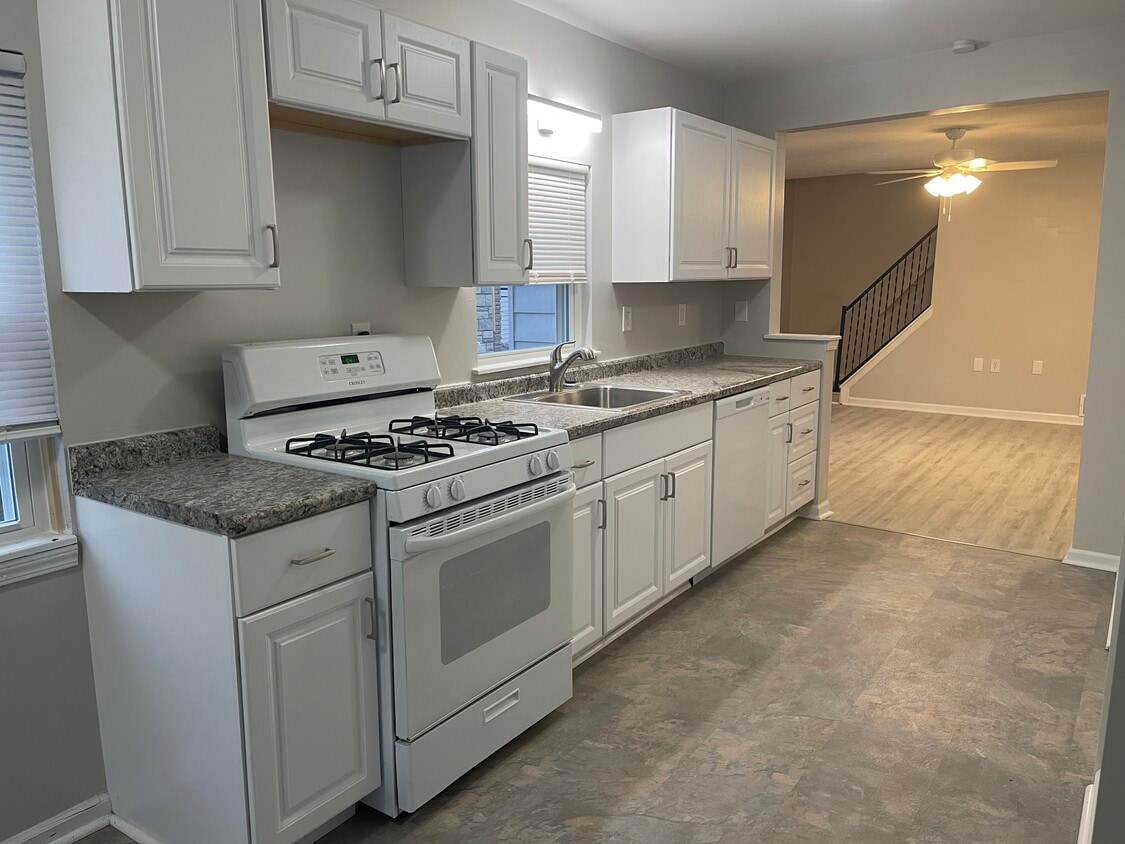 207 15th St Unit 2, Pittsburgh, PA 15215 - 207 15th St Pittsburgh, PA ...
