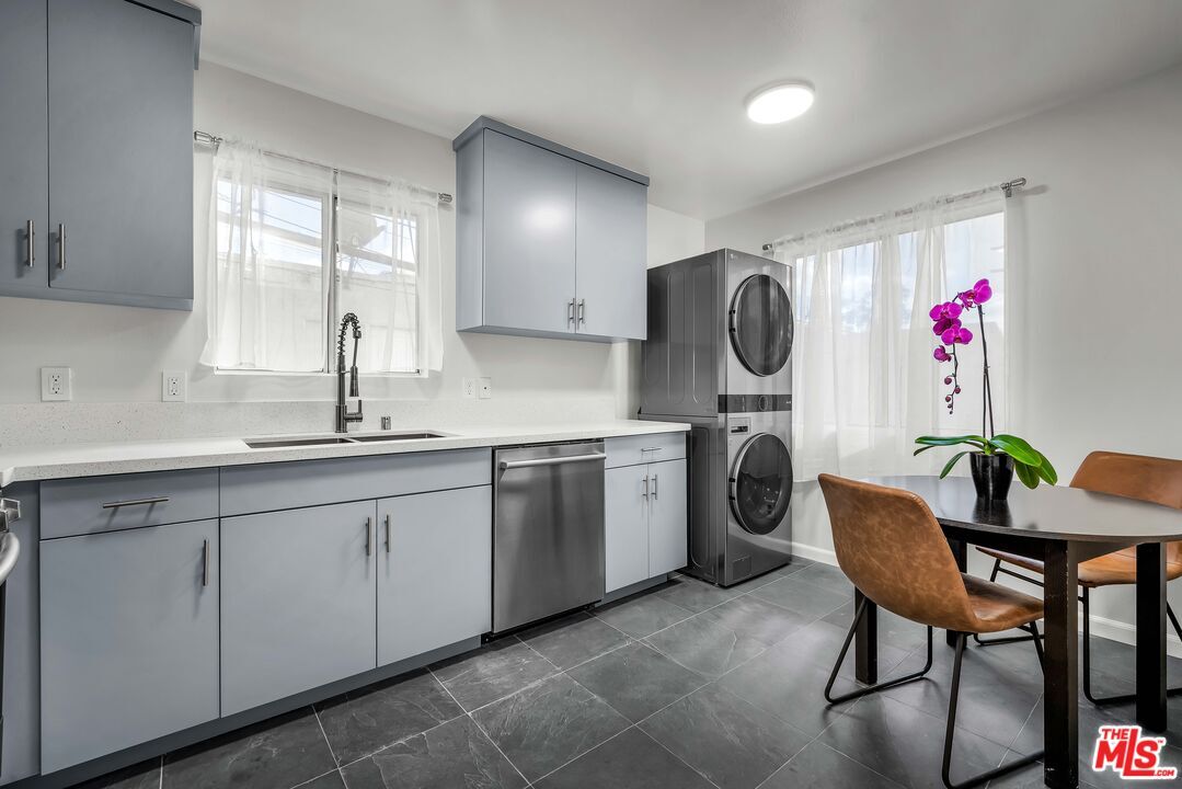 1436 Ridgeley Dr, Los Angeles, CA 90019 - House Rental in Los Angeles ...