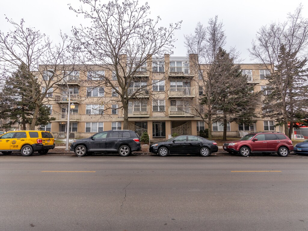 2501 W Touhy Ave Unit 106, Chicago, IL 60645 - Condo for Rent in ...
