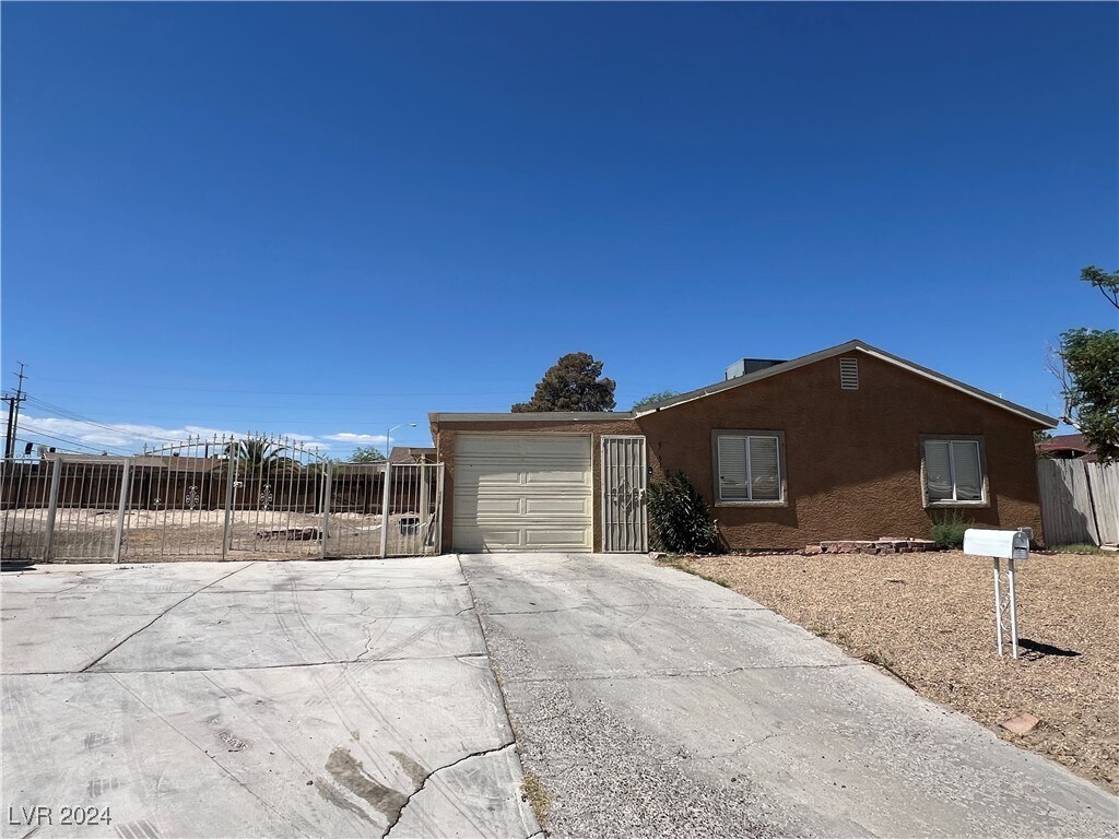5251 Erin Cir, Las Vegas, NV 89122 - House Rental in Las Vegas, NV ...