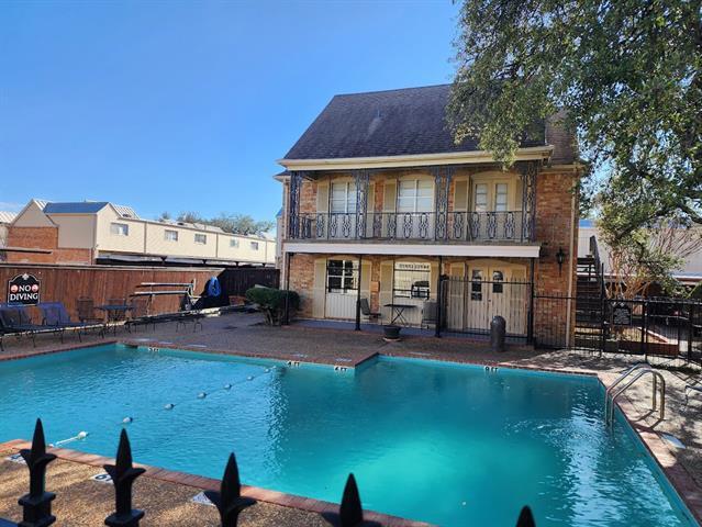 9832 Valley Meadow Ct, Dallas, TX 75220 - Townhome Rentals in Dallas TX ...