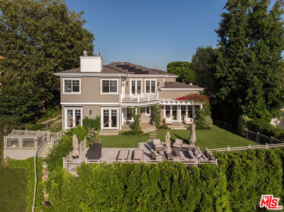 1143 Linda Flora Dr, Los Angeles, CA 90049 - House Rental in Los ...