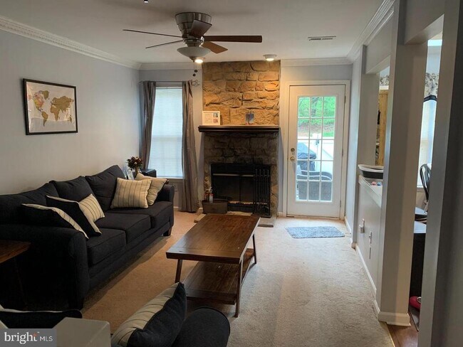 302 Weston Ln, New Hope, PA 18938 - Townhome Rentals in New Hope PA ...