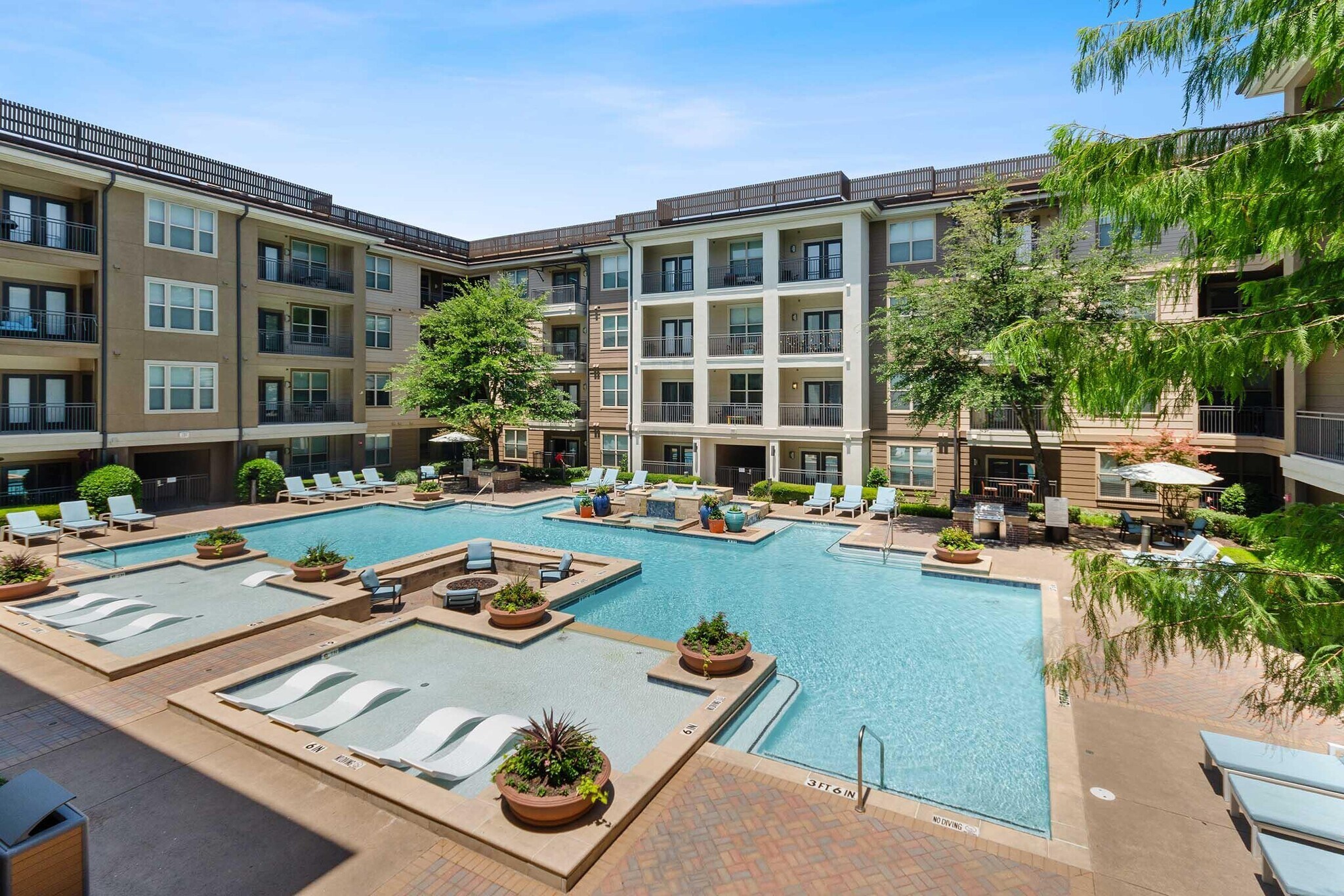 ALMA on Maple - 6008 Maple Ave Dallas, TX 75235 | Apartments.com