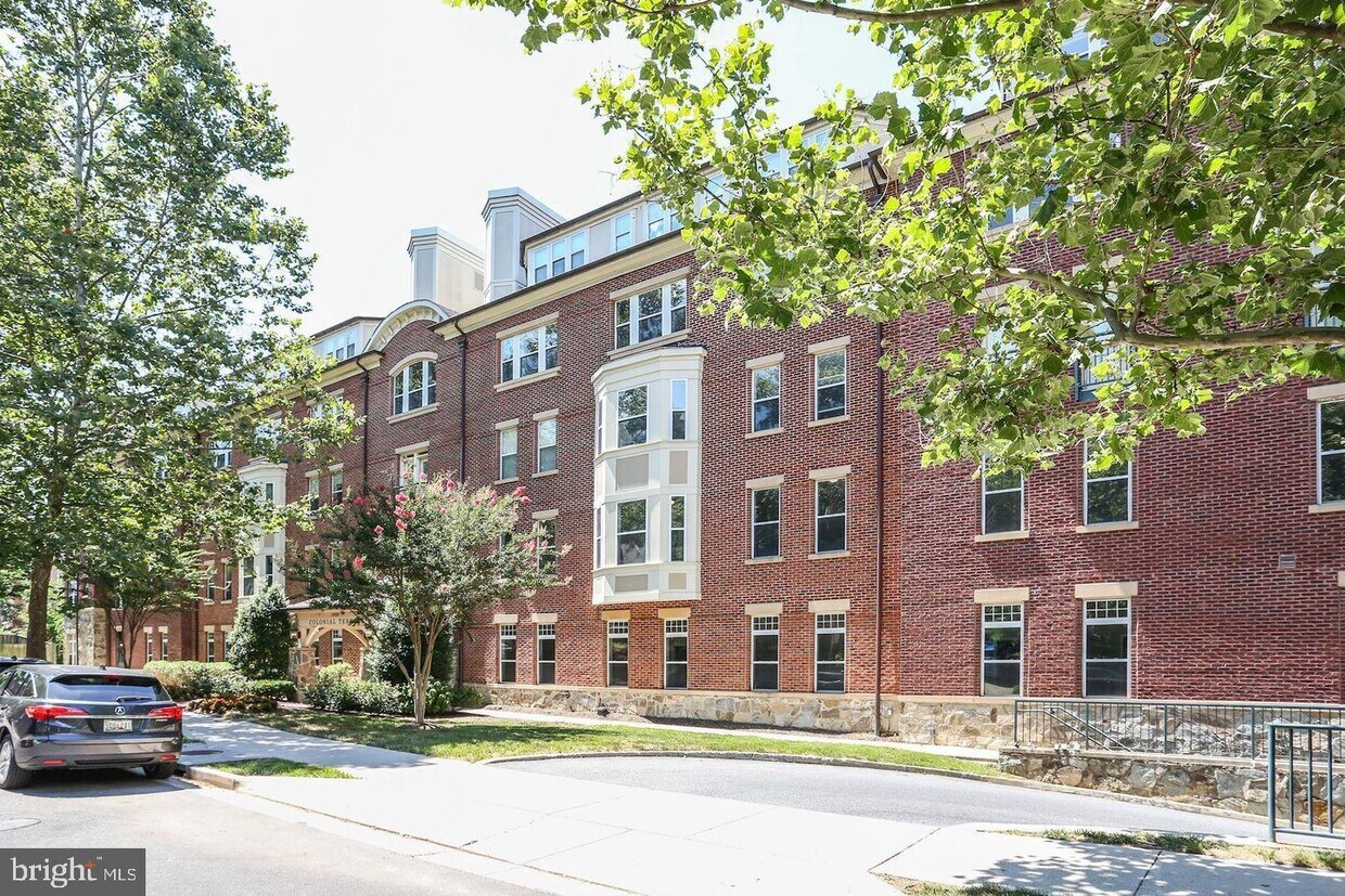 1633 N Colonial Terrace Unit 411, Arlington, VA 22209 - Room for Rent ...