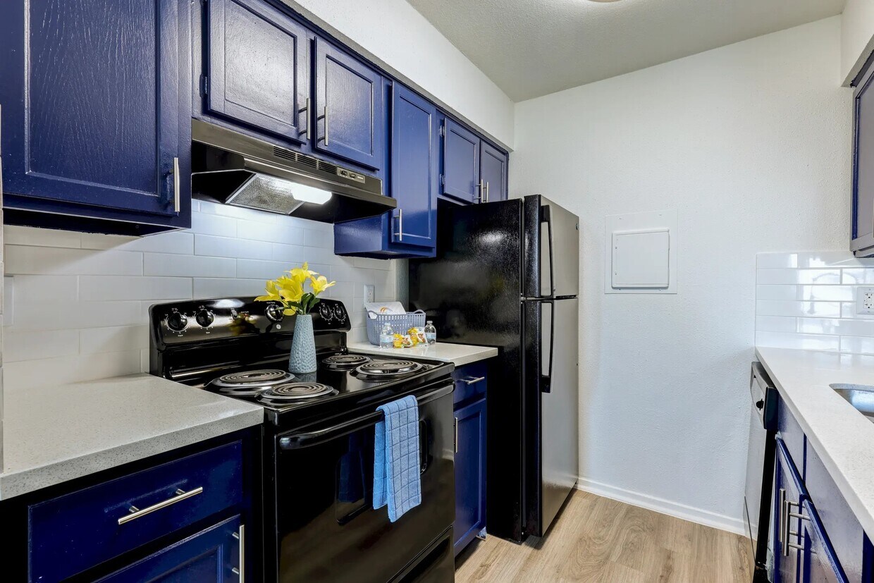 1100 Graham Dr Unit 708, Tomball, TX 77375 - Condo for Rent in Tomball ...