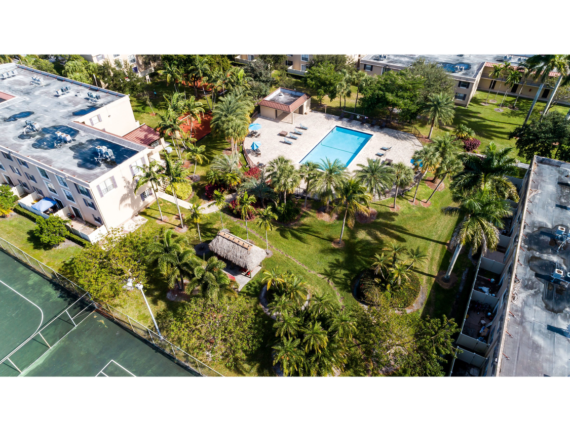 Sunset Palms Apartments - 7400 Stirling Rd Hollywood, FL 33024 ...
