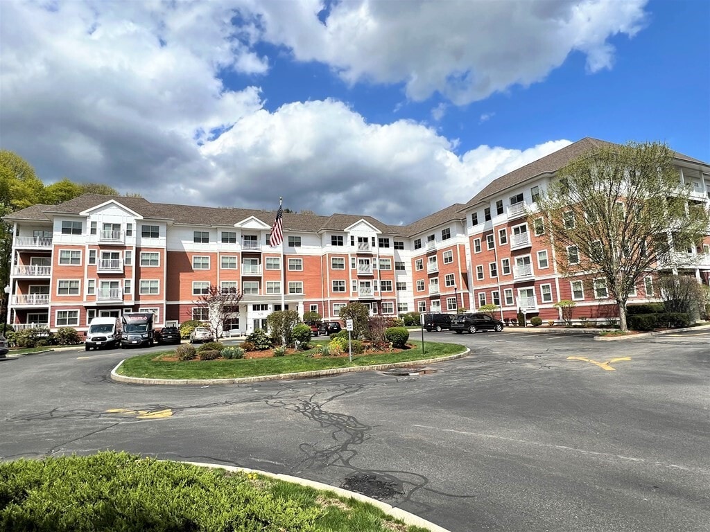 250 Main St Unit 314B, Hudson, MA 01749 - Condo for Rent in Hudson, MA ...