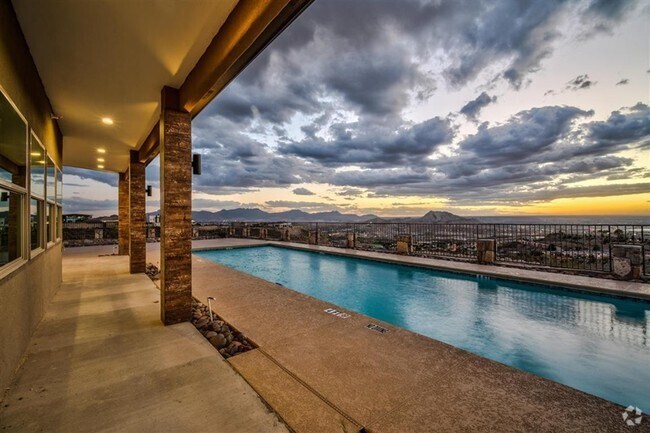 Lomas Del Rey Apartments for Rent with Hardwood Floors - El Paso, TX ...