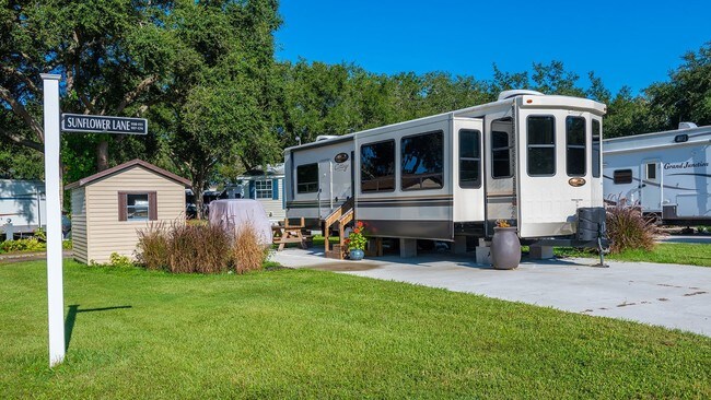 Lakeland RV Resort Apartments - Lakeland, FL | Apartments.com