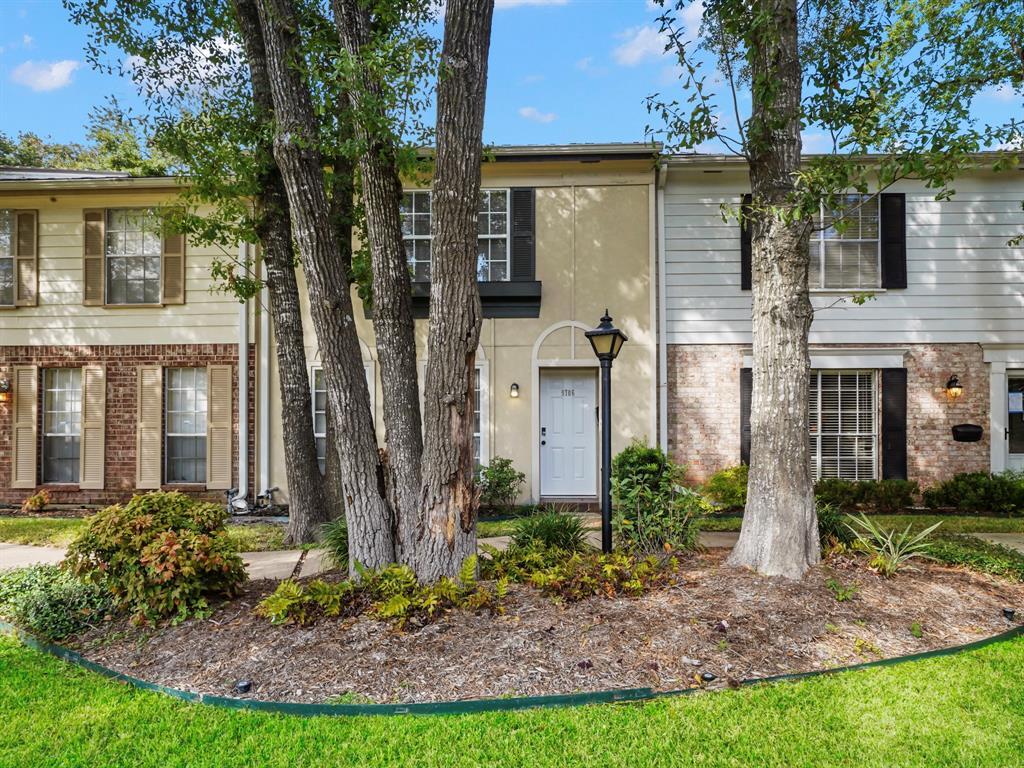 9706 Westview Dr Unit 3, Houston, TX 77055 - Condo for Rent in Houston ...
