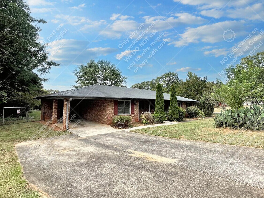 1489 W Austin Rd, Decatur, GA 30032 | Apartments.com