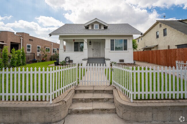 South Central LA Houses for Rent with High Ceilings - Los Angeles, CA