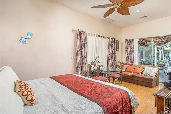 Magnolia Center Studio Student Apartments for Rent - Riverside, CA - 1 ...